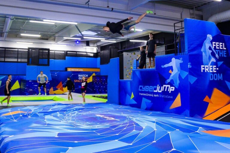 Atrakcie - Trampolínový park Cyberjump v Bratislave